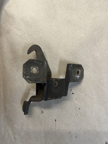83-84 Ford Bronco II Ranger Hood Latch 1983-1984 OEM | eBay