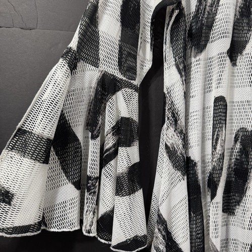 Dor Dor Couture Black & White Artsy Sheer Mesh Bell Sleeve Tunic ...