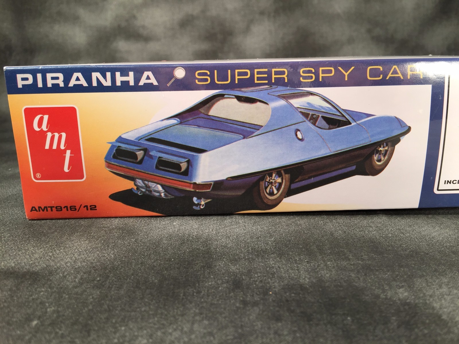 AMT Piranha Super Spy Car Model Kit Original Art Series 1/25 Special ...
