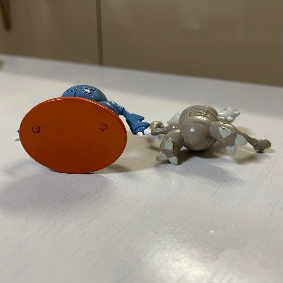 Pokemon Moncolle Figures - Heracross & Pinsir (Early Version) - TOMY ...