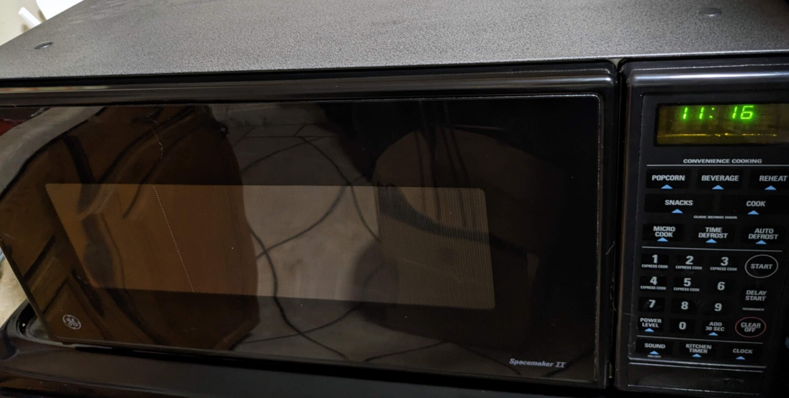 GE Spacemaker II 1 Cu. Ft. Microwave | eBay