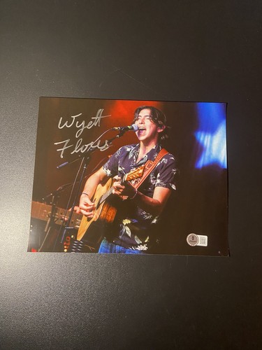 Wyatt Flores Autographed Photo 8x10 Country Singer “Please Don’t Go ...