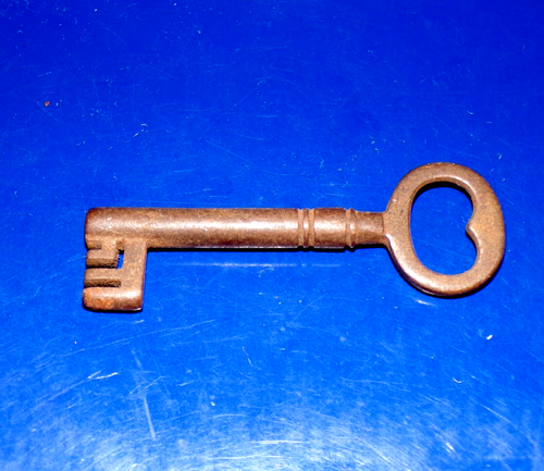 2 3/4" Antique Iron Hollow Barrel Skeleton Key w/Intricate Bit | eBay
