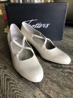 Trotters Jamie in Pearl Bone, 7 N | eBay