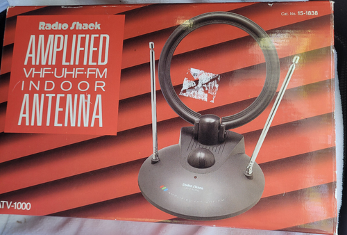 Radio Shack Cat. No. 15-1838 | Amplified VHF/UHF/FM Indoor Antenna (no ...