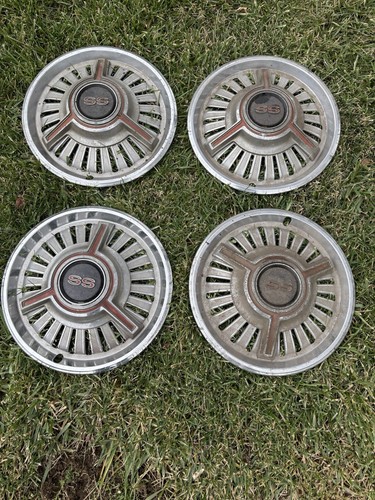 OG VTG 1965-66 Chevrolet SS Super Sport Hubcaps Nova Chevelle Impala ...