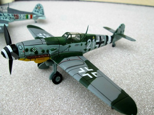 Messerschmitt Me 109 IXO Bf -109 Aircraft / YAKAiR / Metall 1:72 Fw-190 ...
