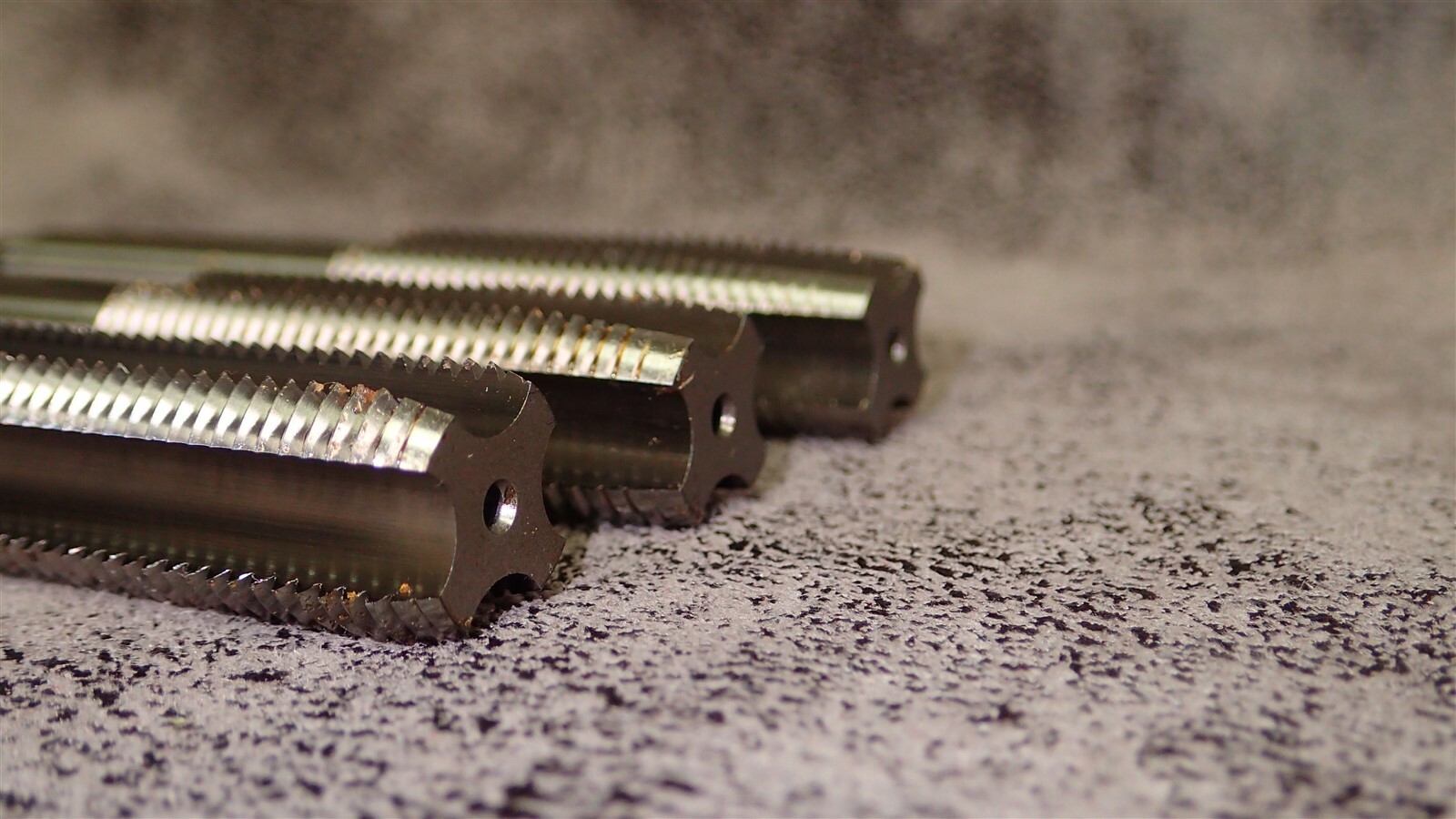 3-Pc Vermont T&D 342654, 9/16-18 GH3 4FL HSS Hand Tap Set BOTT PLUG ...