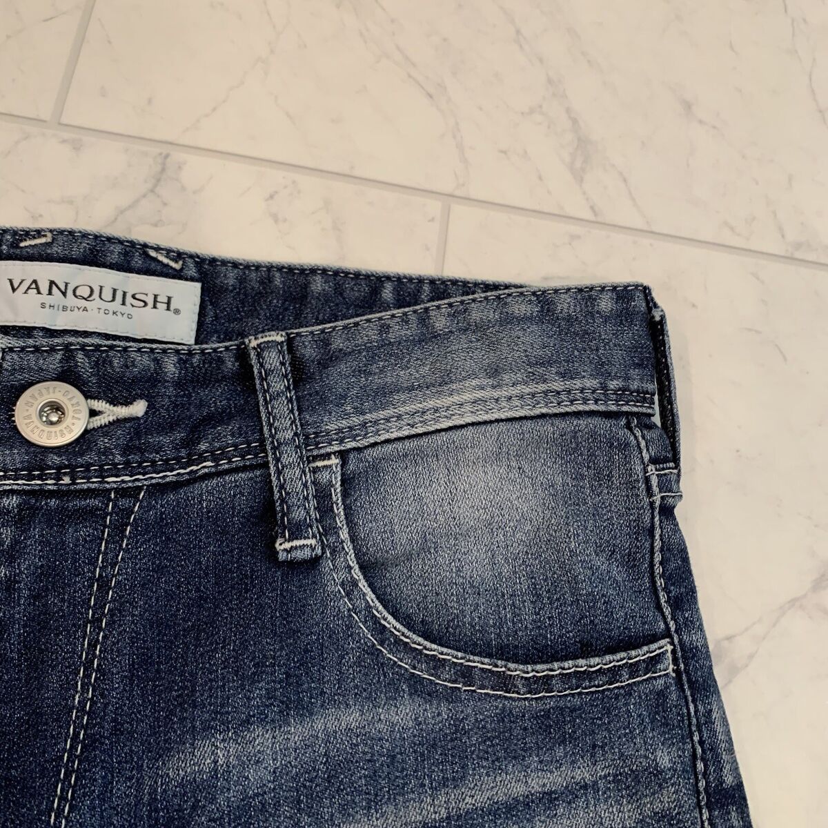 VANQUISH TOKYO JAPAN BRAND DENIM BLUE FADED JEANS MEN'S SIZE VANQUISH TOKYO JAPAN BRAND DENIM BLUE FADED JEANS MEN'S SIZE