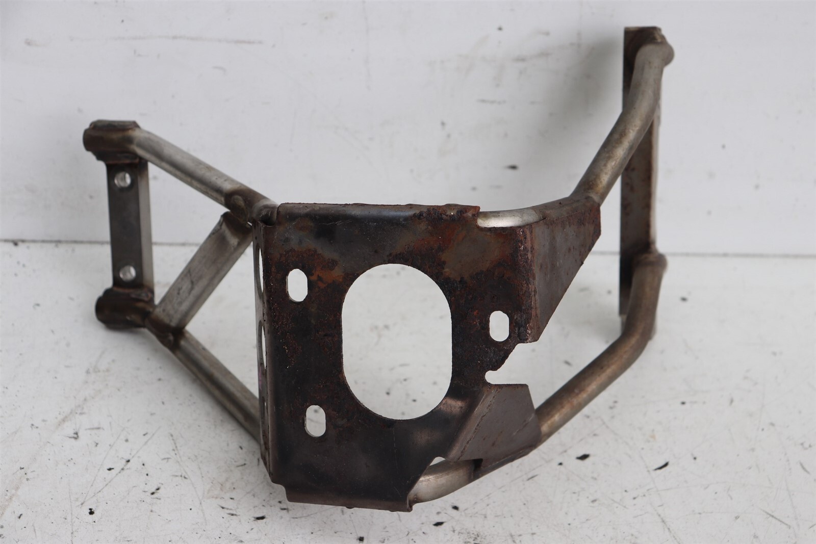 Porsche 911 996 GT3 2004 Exhaust Muffler Support Bracket RHS ...