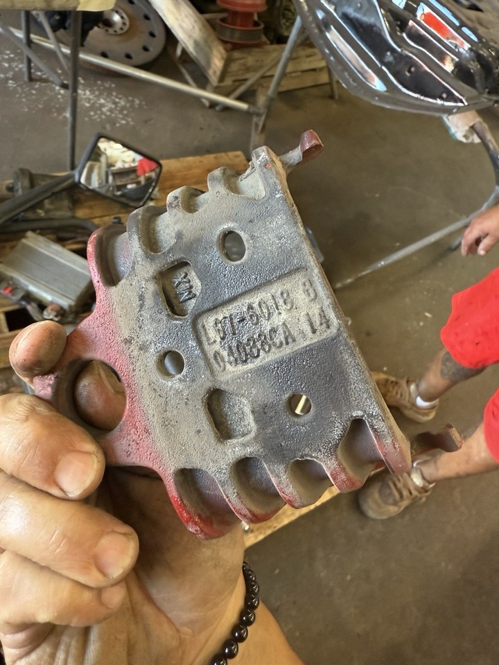 PACCAR KENWORTH PETERBILT HOOD SUPPORT GUIDE BRACKET | eBay