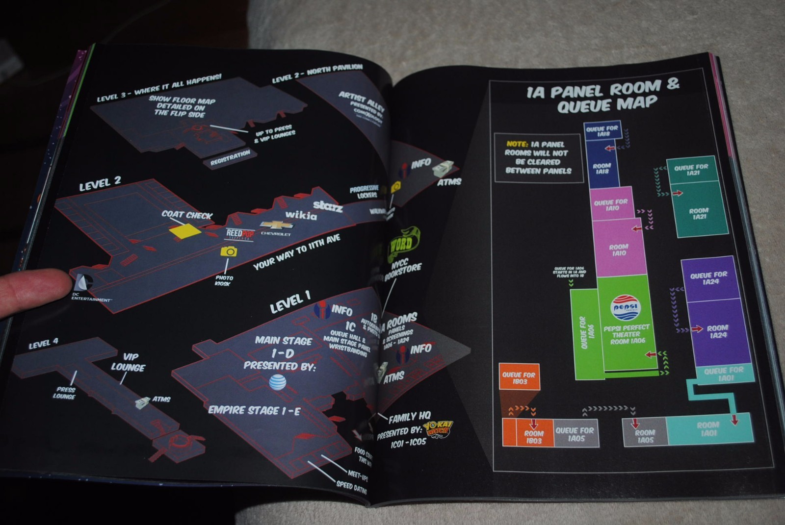 NYCC New York Comic Con Magazine Program Frank Miller Dark Knight 3 ...