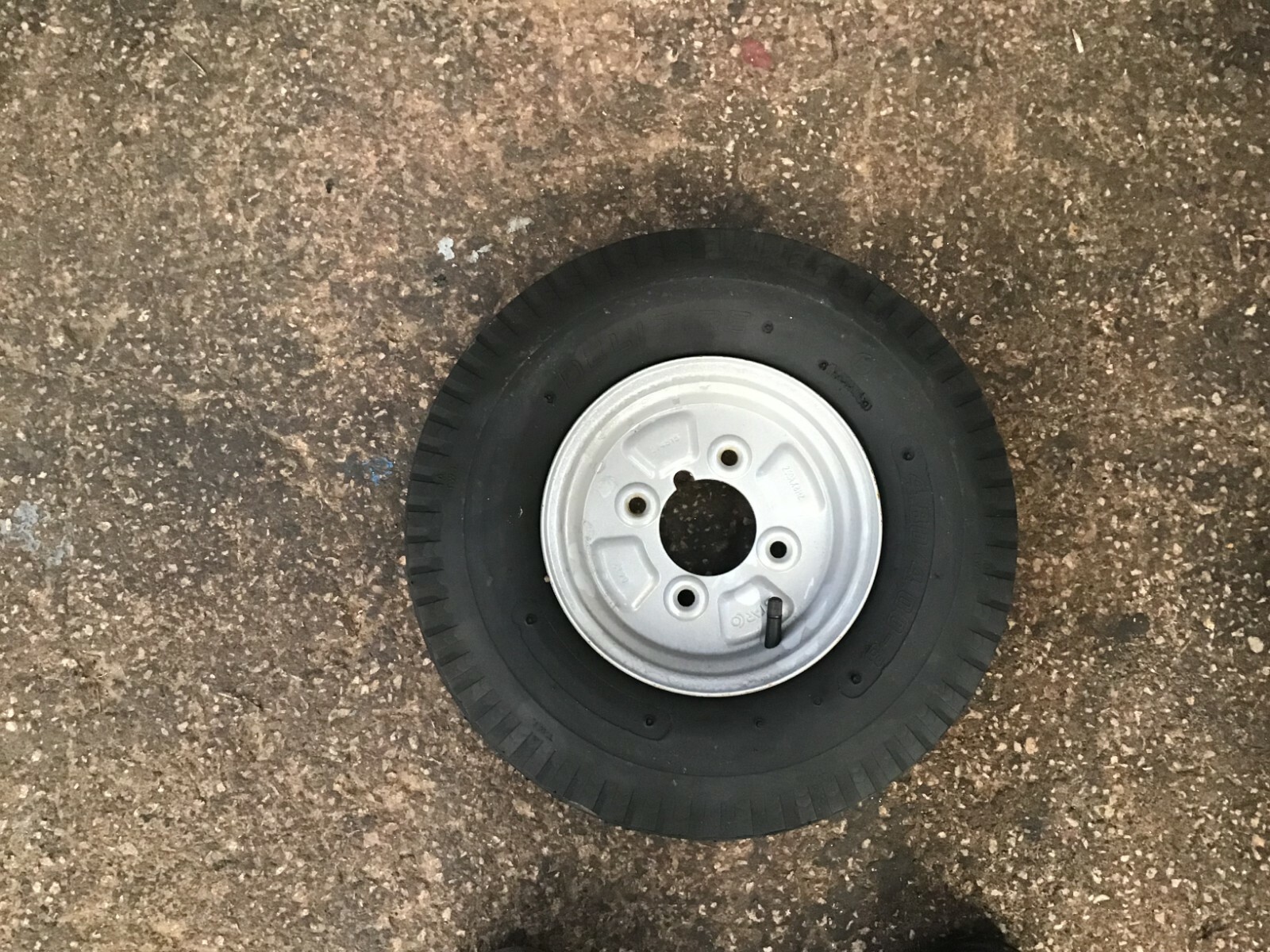 JCB TRAILER WHEEL 250A X 8HS AND TYRE 4.8/4.00-8 6 PLY PART No 333 ...