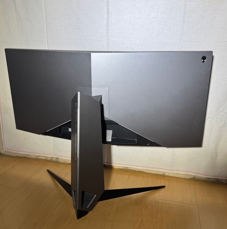 Alienware AW3418DW 34” Curved UltraWide QHD Gaming Monitor 120Hz G-Sync ...