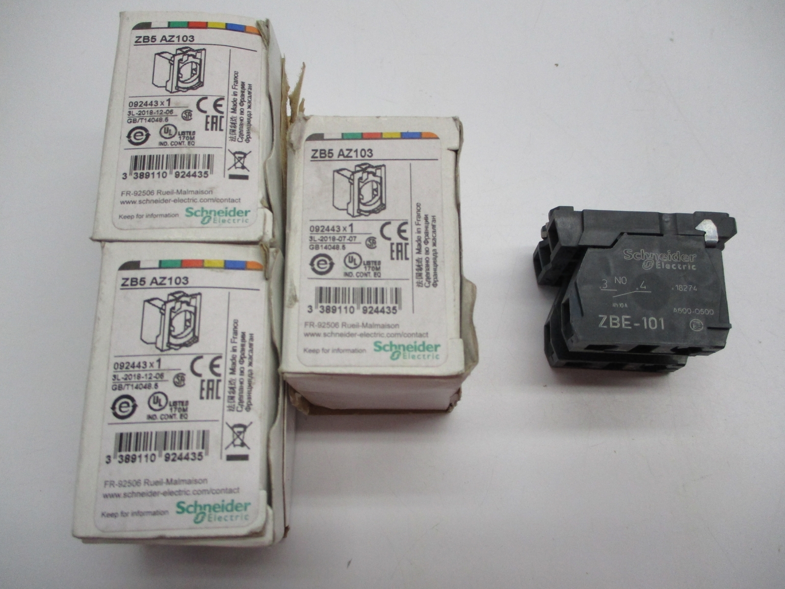 Schneider Electric ZB5AZ103 Contact Block 2no Slow Break 22mm for sale ...
