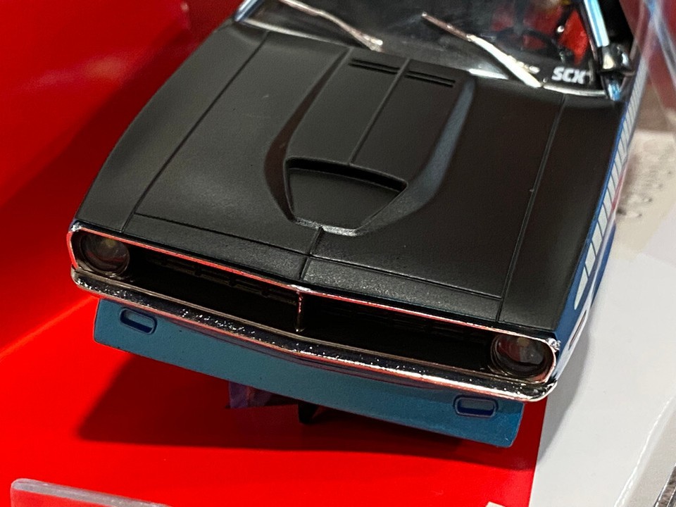 SCX 1/32 Scale Analog Plymouth ARR Cuda - Fire Blue Metallic with ...