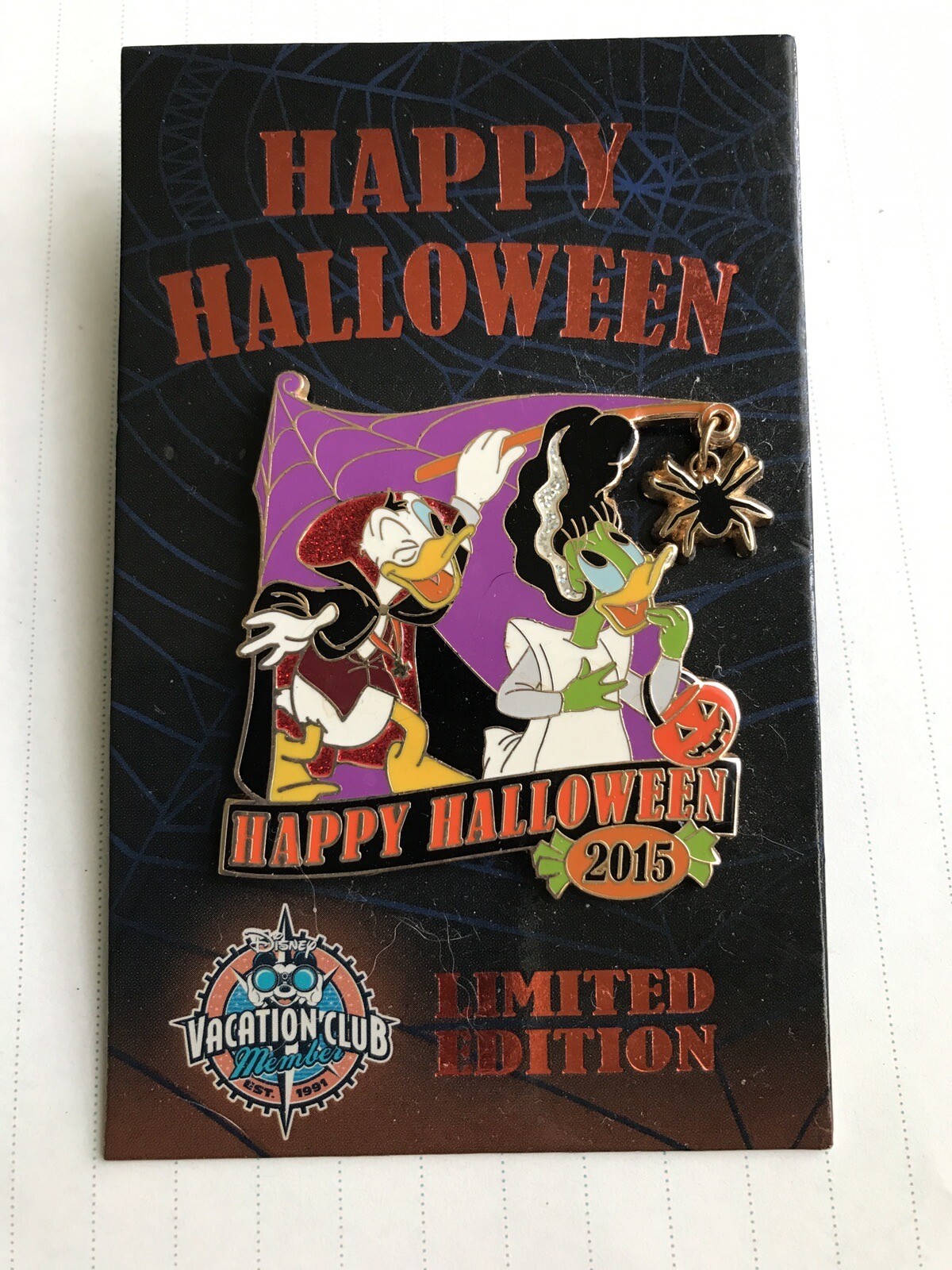 Disney Vacation Club Pin 2015 Halloween DVC LE 1000 MNSSHP Donald Daisy ...