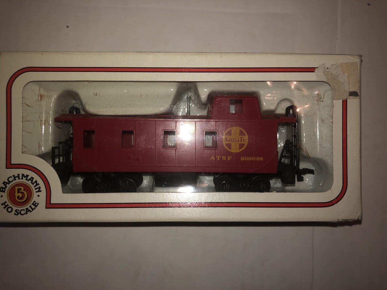 NIB Bachmann HO Scale Santa Fe Offset Cupola Caboose. Red, In Original ...