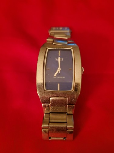 Vintage Stunning Casio Blue Face Silver Band Ladies Wristwatch | eBay