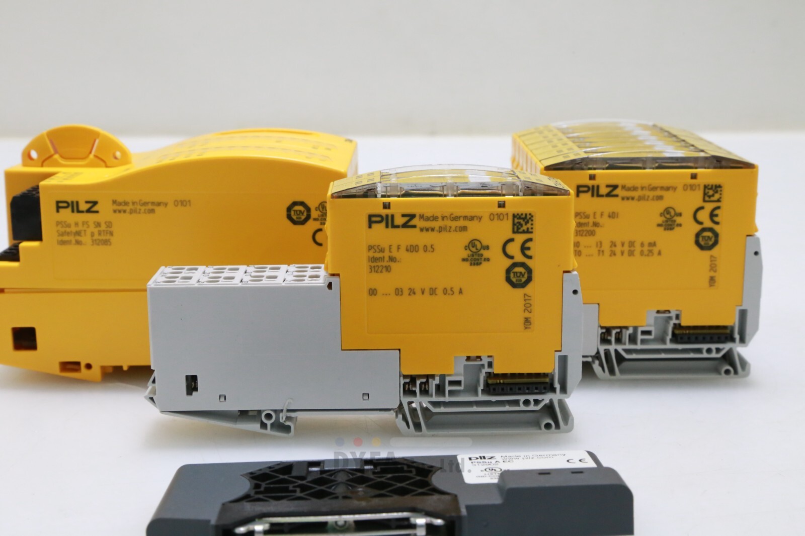 PILZ used PSS4000,PSSU I/O,PSSU E F 4DI,PSSU E F 4DO 0.5 ELEC-I-2107 ...