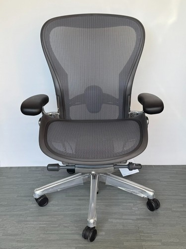 Herman Miller Aeron Remastered Chair - Size C Graphite/Polished ...