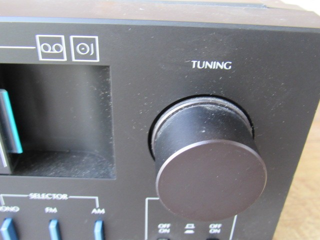 VINTAGE BLACK SANSUI R-410 AM/FM STEREO RECEIVER AMPLIFIER PHONO INPUT ...