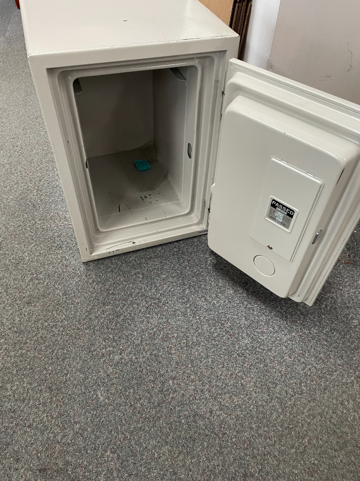 Used Leabank floor safe , 35x39x49cm | eBay UK