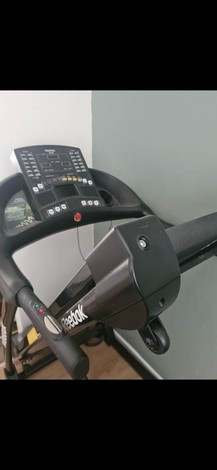 Reebok ZR8 Treadmill Running Machine Full Working Order. Good Condition ...
