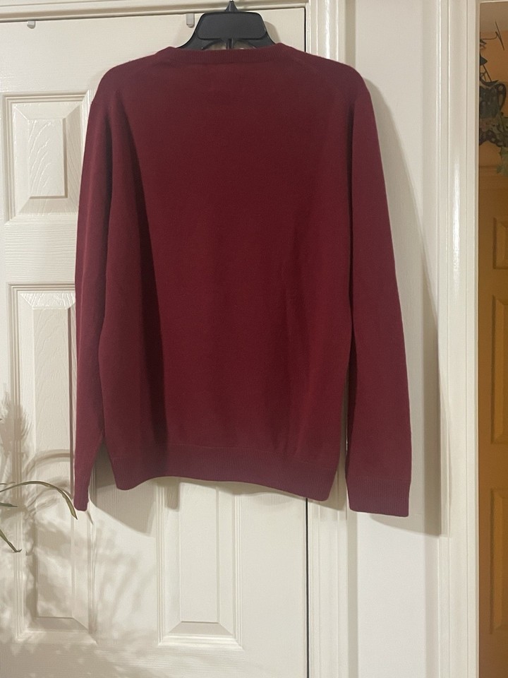 WH Belk 2 ply 100% CASHMERE V Neck Sweater Dark Red Men sz M EXCELLENT ...
