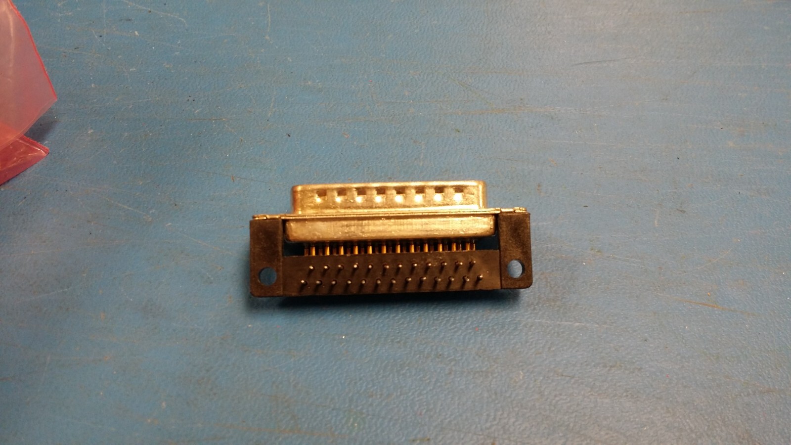 CONEC D-Sub Standard Connectors C-Fltr Ang Sldr Pin 9.4Mm Prec Mchnd ...