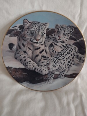 8" Vintage Vanishing Animals Snow Leopards Collectors Plate Gene ...