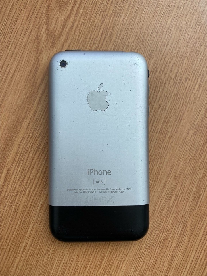 Apple iPhone 1, 8GB 1st Gen Model, A1203 Year 2007, 19 Years old! Very ...