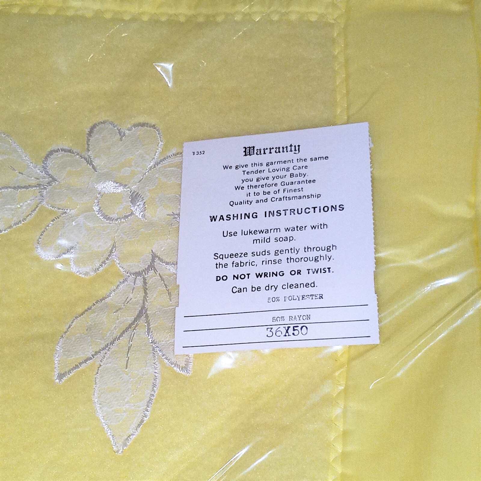 Vintage Quiltex Lace Applique Yellow Baby Crib Blanket 36 x 50 Nylon ...