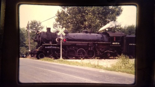 XTK20 35MM Train Slide ENGINE LOCOMOTIVE RR CROSSING 4070 STEAM ENGINE ...