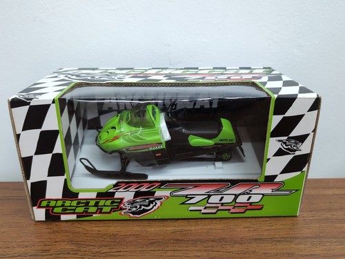 2000 Arctic Cat ZR 700 Snowmobile 1:18 Scale Diecast Model | eBay