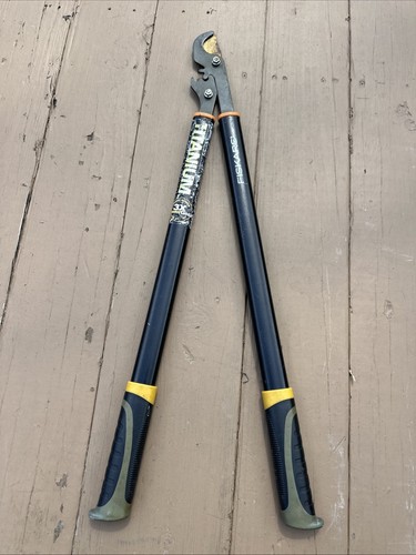 Fiskars PowerGear2 Titanium Tree Trimming Lopper 32" Long 3.9 lbs | eBay
