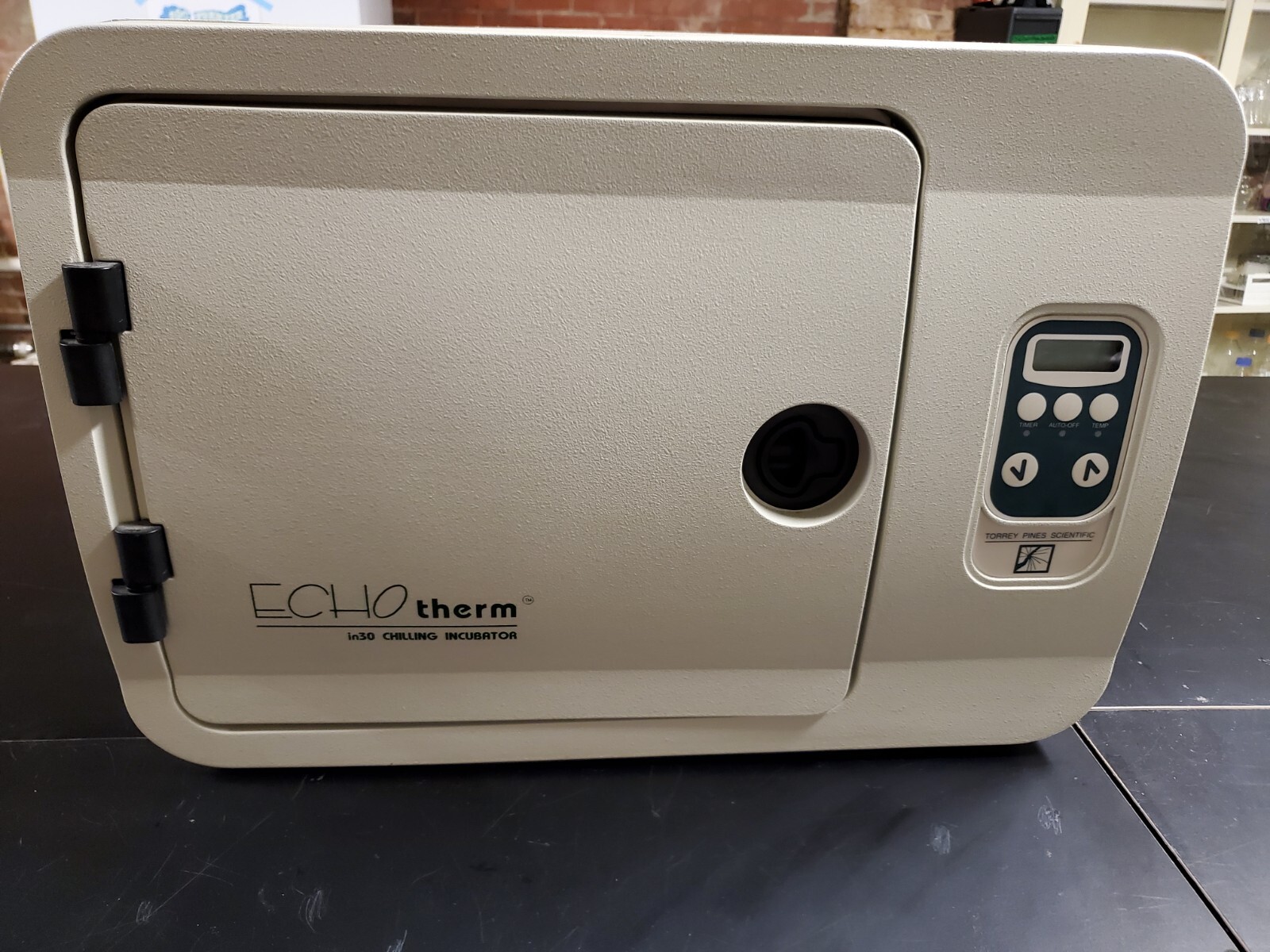 Torrey Pines Echo Therm IN30 Benchtop Chilling/Heating Incubator, 25.7L ...