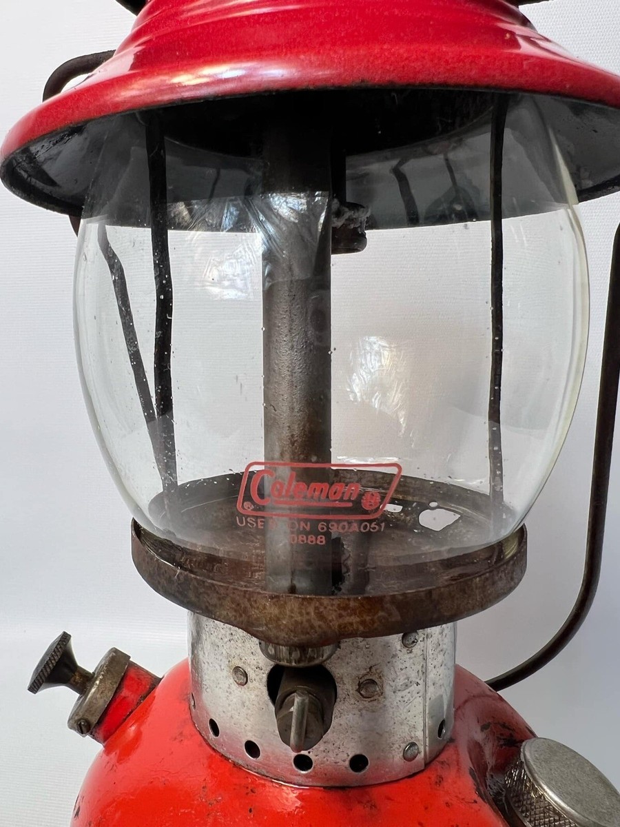 Coleman Model 200A Lantern Dated 1/59 Sunshine of the Night Coleman Model 200A Lantern Dated 1/59 Sunshine of the Night