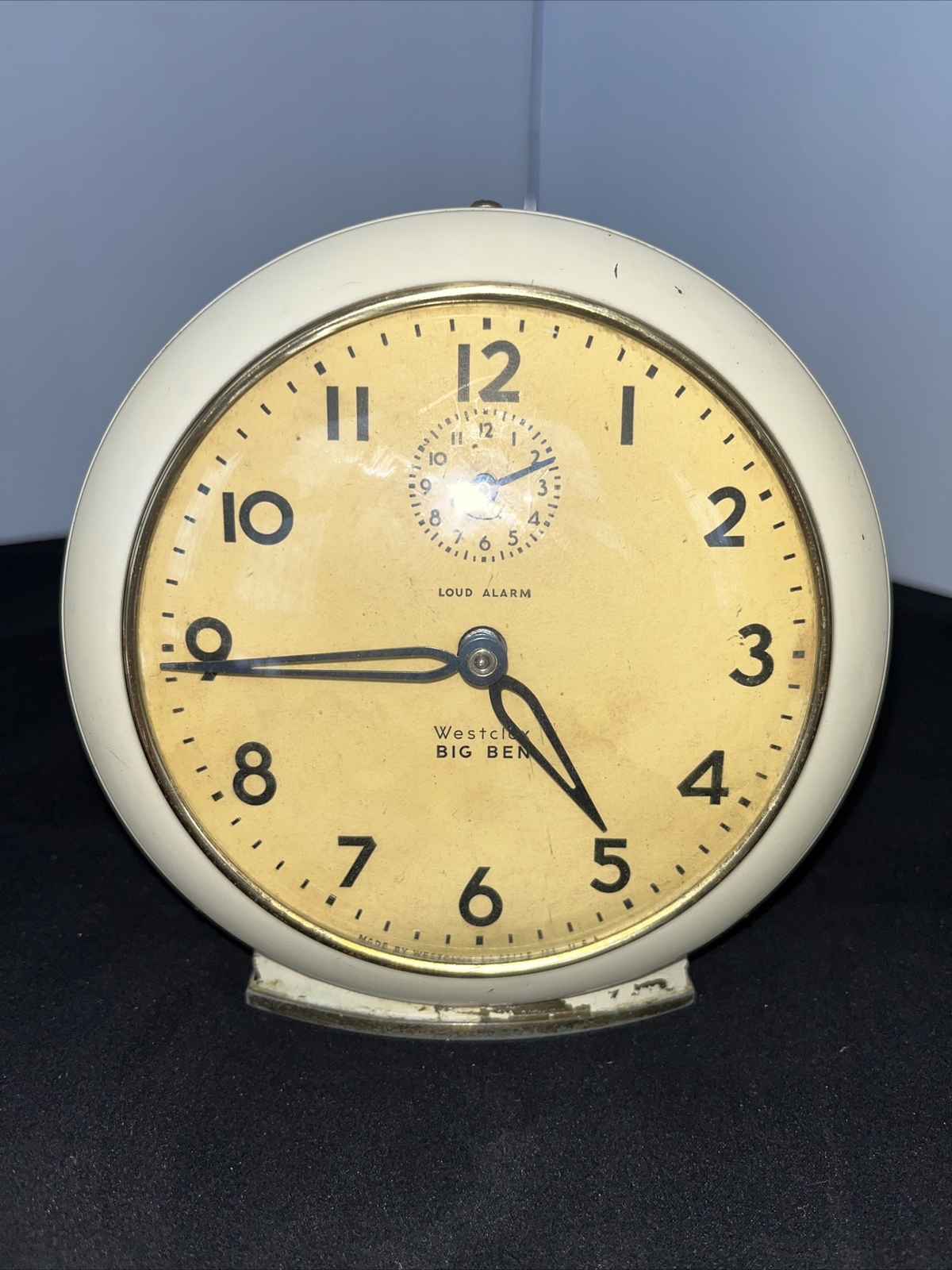 Vintage WESTCLOX BIG BEN Loud ALARM DRESSER CLOCK ENAMEL BEIGE 5.25 ...