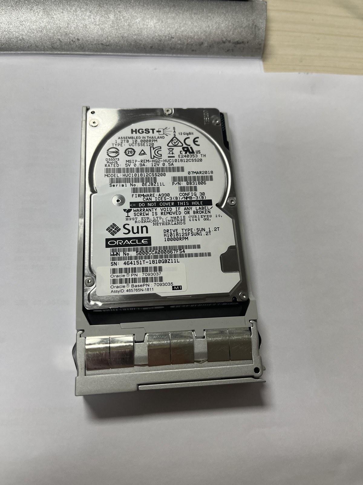 Sun Oracle 7093037 7093035 1.2TB - 10000 RPM SAS-3 Disk Drive Assembly ...
