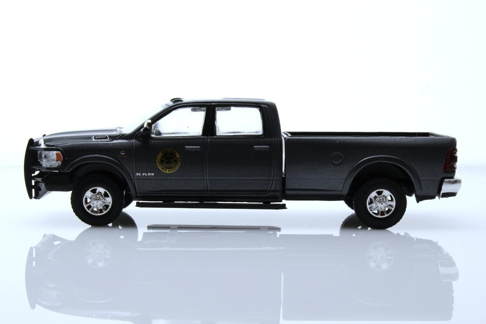2020 Dodge Ram 2500, Yellowstone, Montana Livestock Truck 1:64 Diecast ...