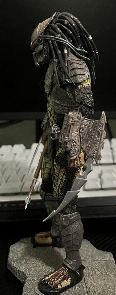 NECA ALIEN vS PREDATOR Series 15 TEMPLE GUARD 7" action figure | eBay