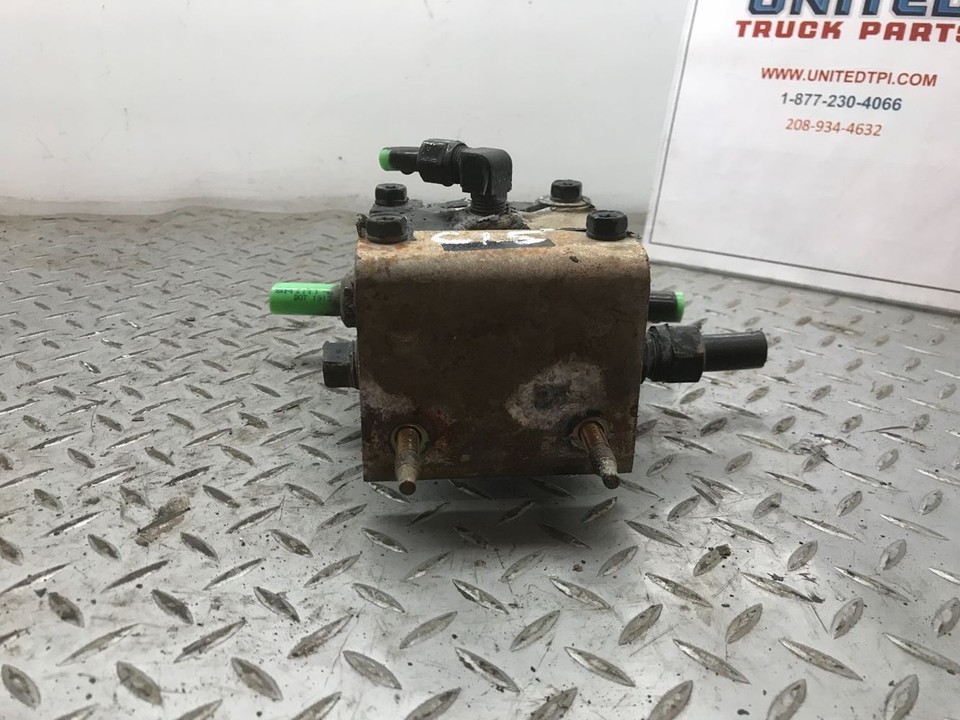 Bendix Relay Valve PN: T-294859-D | eBay