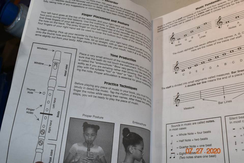 Recorder Express (Soprano Recorder Method for Classroom or Individual ...