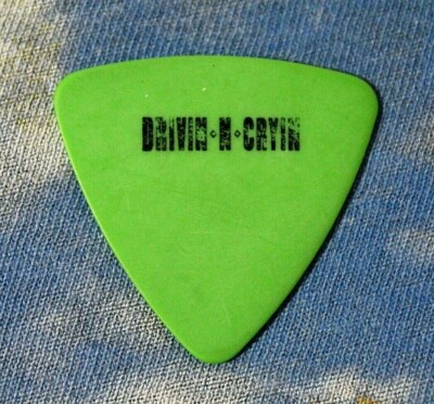 Drivin N Cryin // Kevn Kinney Concert Tour Guitar Pick // Green Warren ...