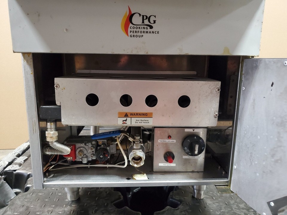 Cooking Performance Group CPG CF30 NG 30lb Countertop Nat Gas ...