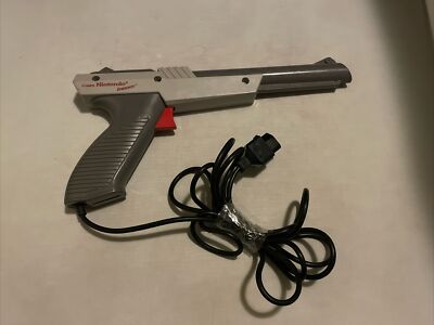 Original 1985 Nintendo NES Zapper Gun NES-005 Gray | eBay