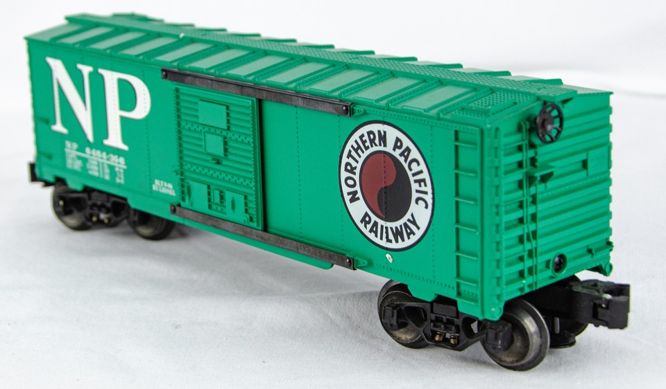 Rail King 1:64 O27 Scale Northern Pacific Railway Model Train Stock Car ...