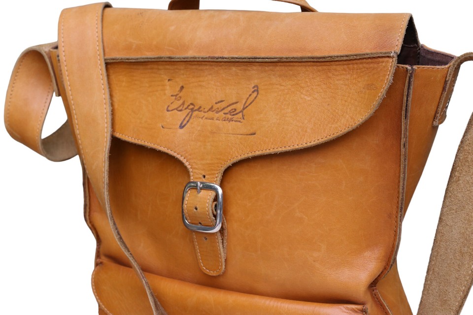 Esquivel Handmade in California USA Tan Brown Leather Shoulder Saddle ...