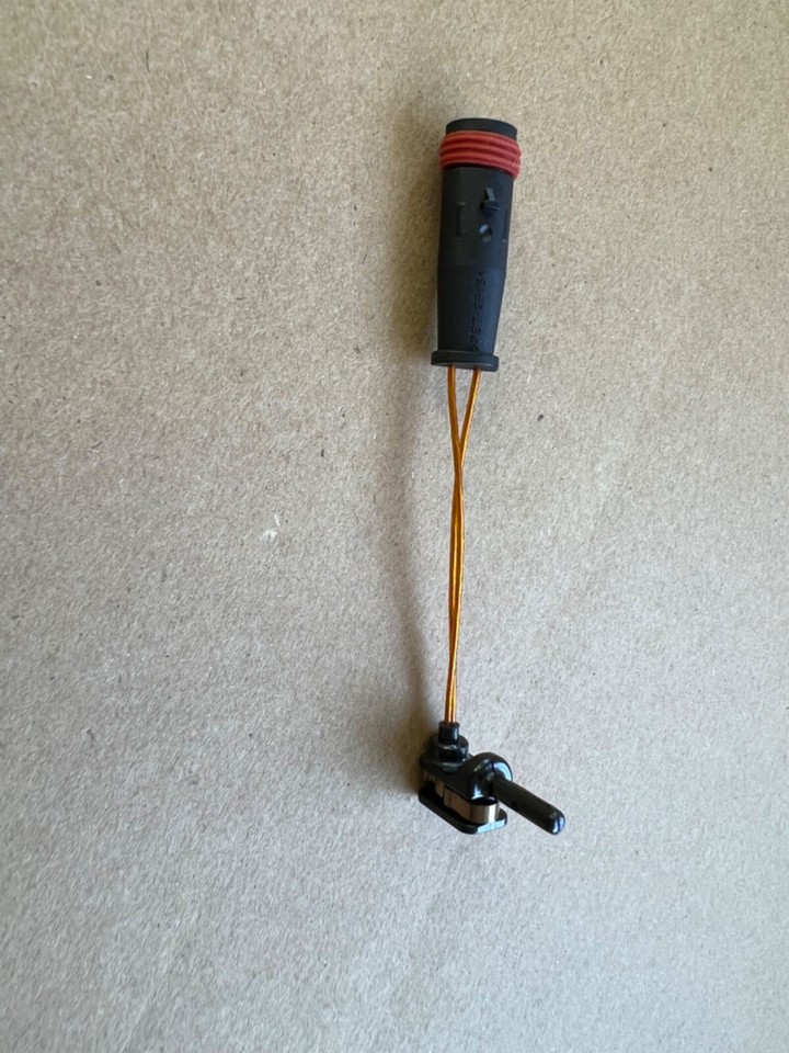 NEW Brake Pad Wear Sensor for Mercedes 2115401717 W212 W220 | eBay